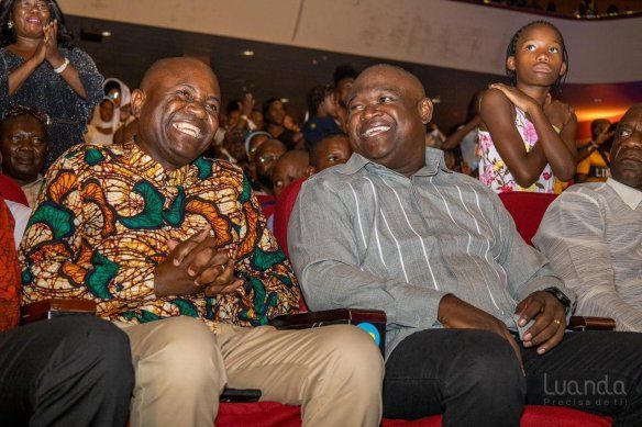 Hinos De Louvor Marcam Celebração Dos 448 Anos Da Fundação Da Cidade De ...