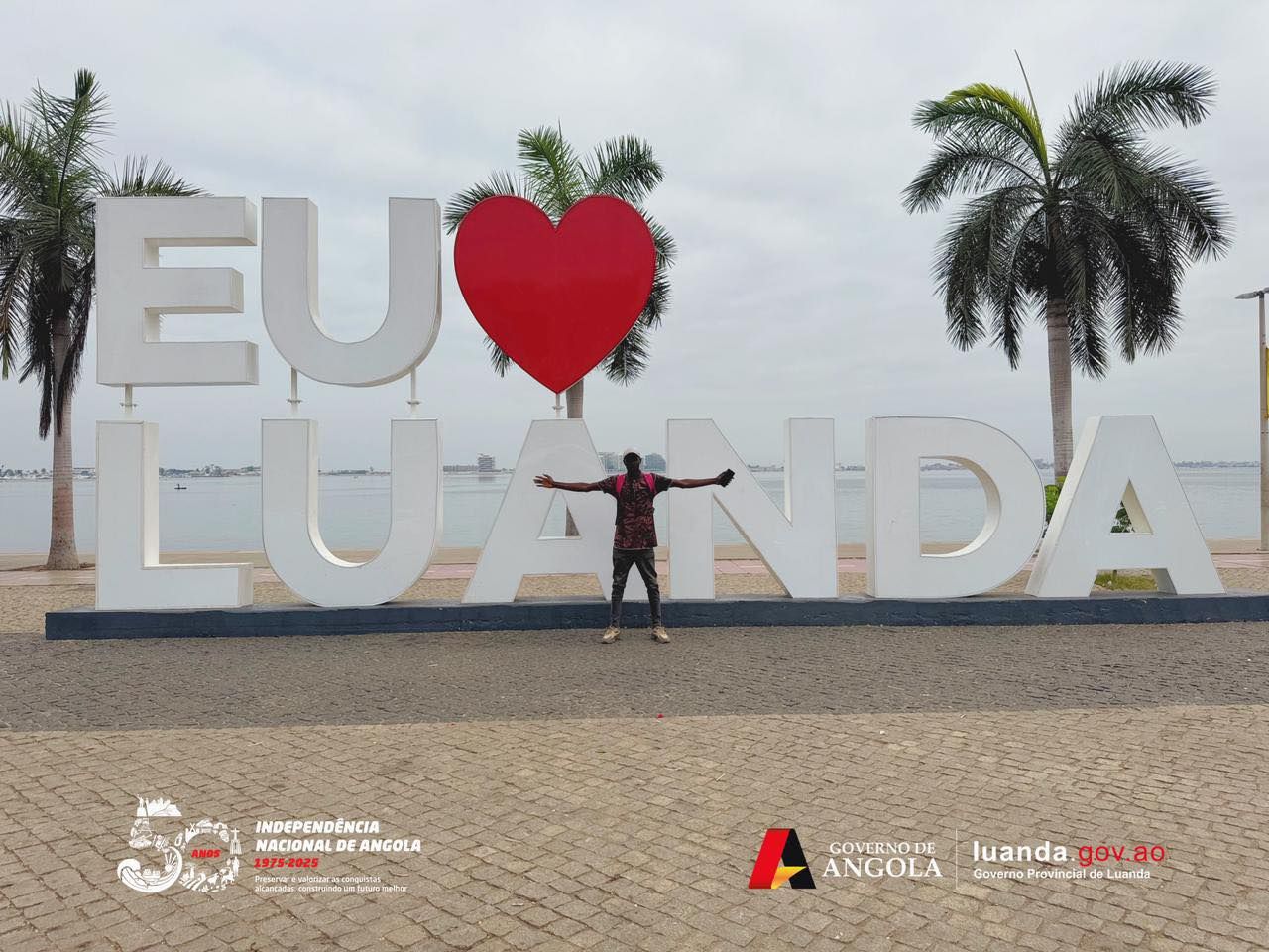 CARTÃO POSTAL DE LUANDA - LETREIRO “EU AMO LUANDA” VOLTA A ESTAR ...