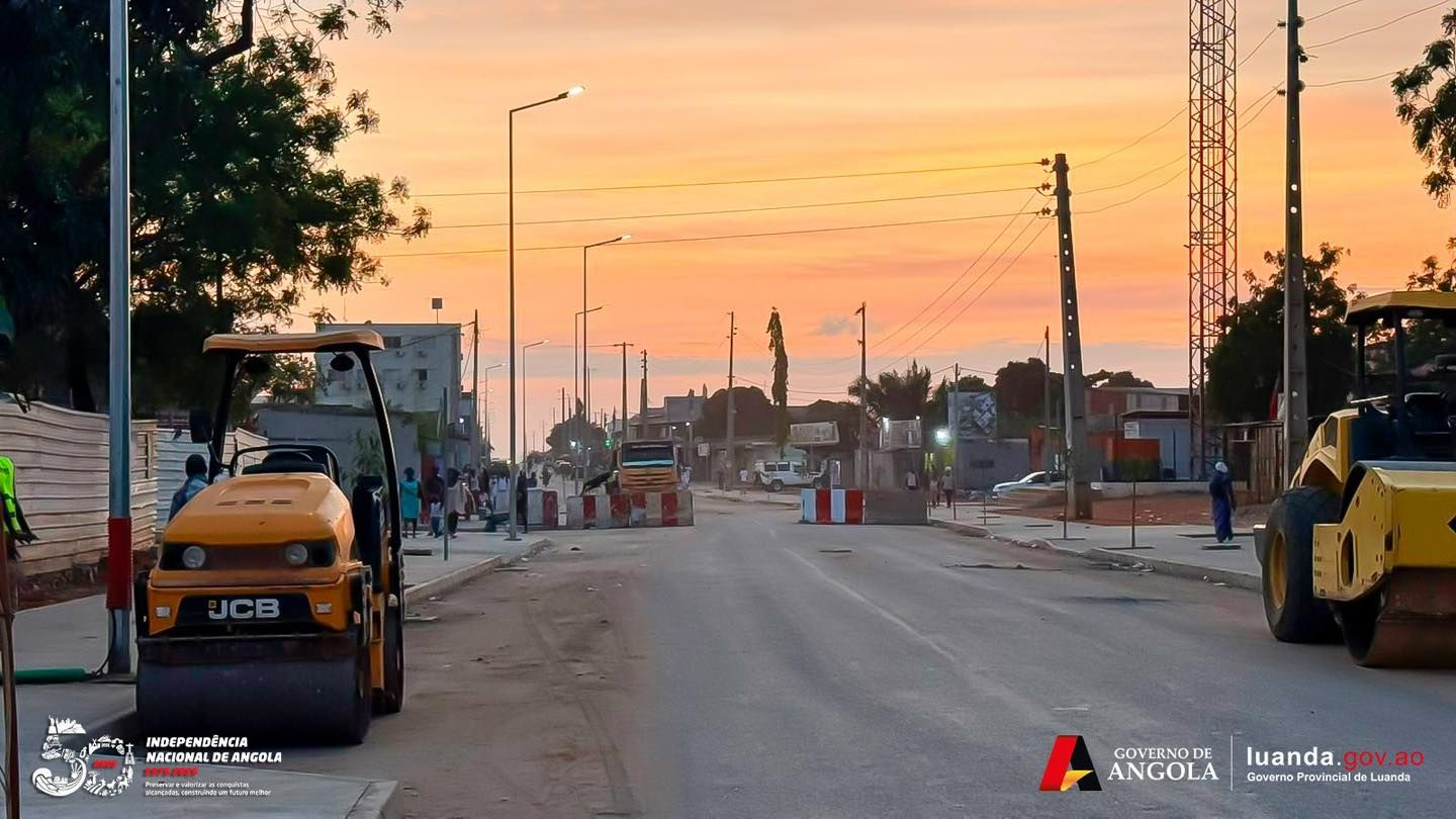 VIAS DE LUANDA - OBRAS NA RUA DA SUAVE DECORREM A BOM RITMO — MORADORES ...