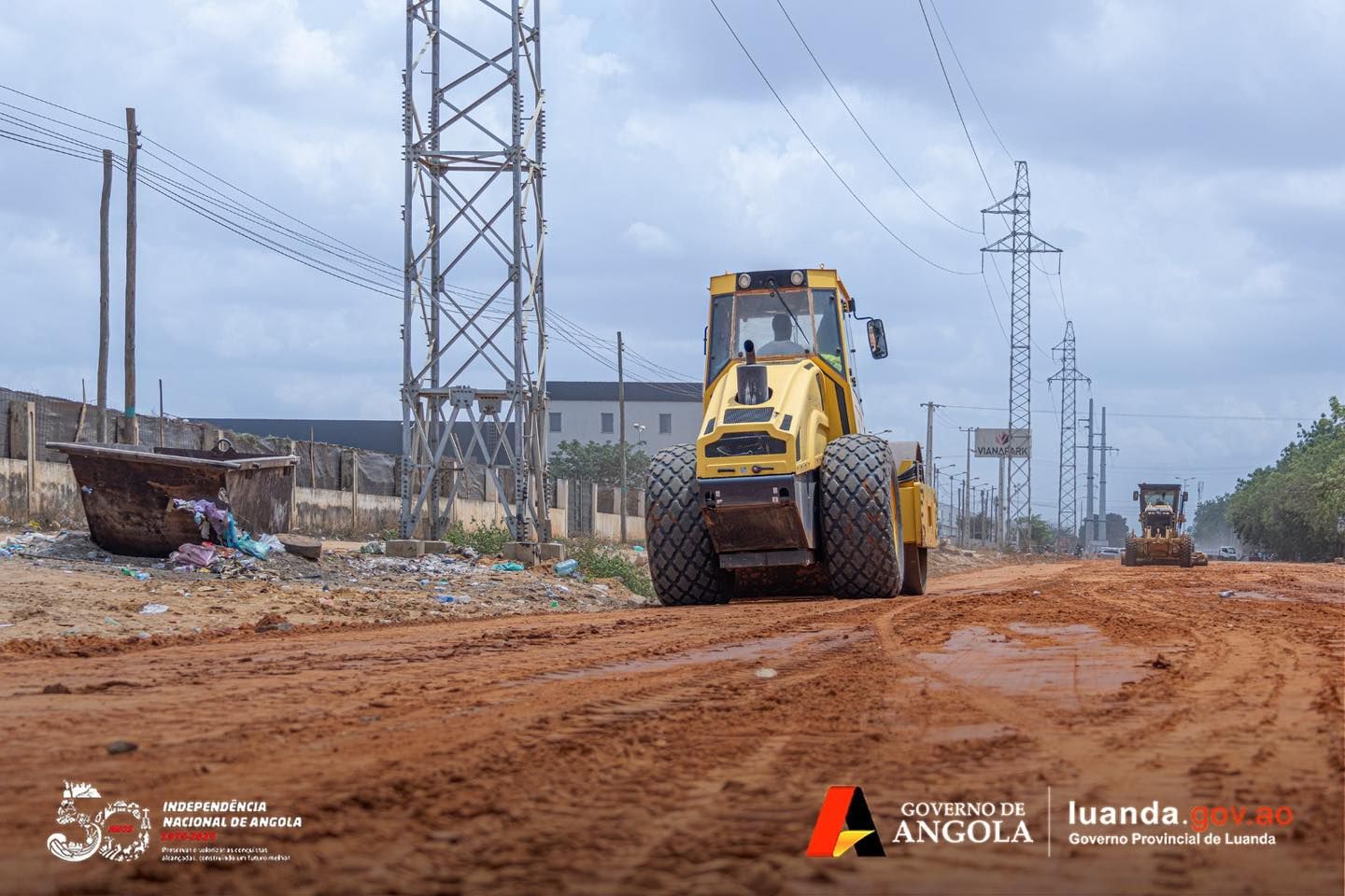 VIAS DE LUANDA - OBRAS NA ESTRADA VIANA/CALUMBO “VIA DO CEMITÉRIO ...