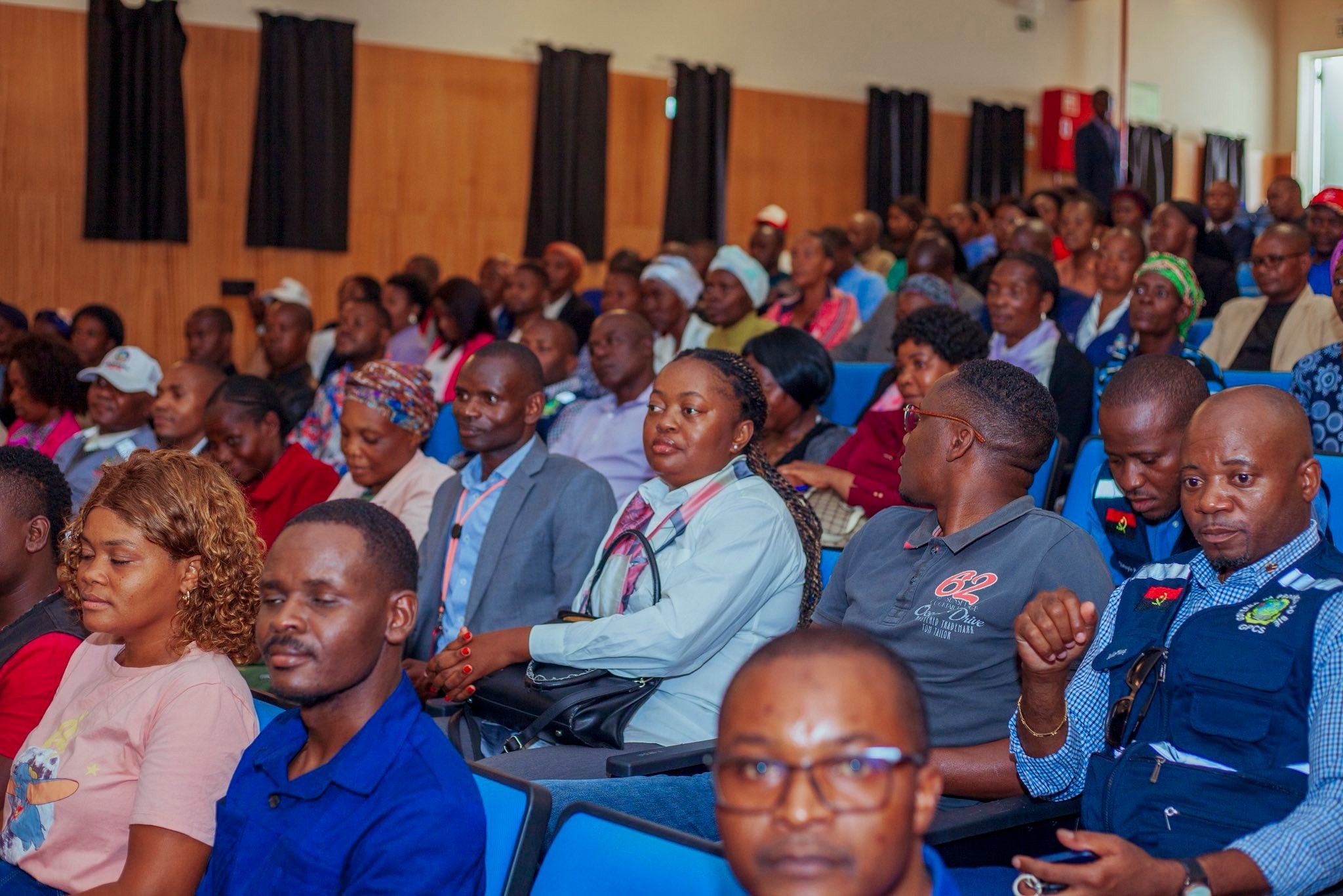 TRABALLHADORES DDO GOVERRNO APRESENTAM PREOCUPAÇÕES E RRAFIRMAM O ...