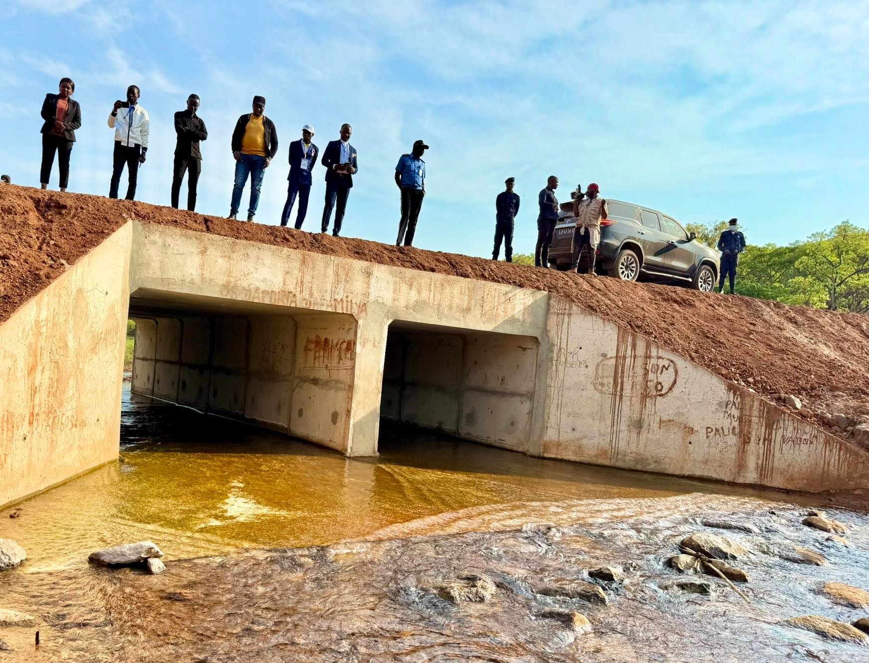 LUANDO: CIRCULAÇÃO DE PESSOAS E BENS GANHA UMA NOVA DINÂMICA COM A ...